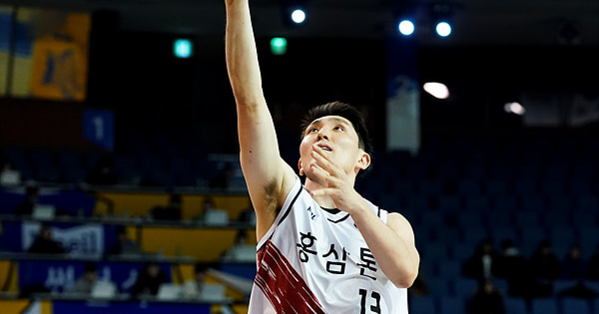 [JB포토] 레이업 시도하는 KGC 기승호