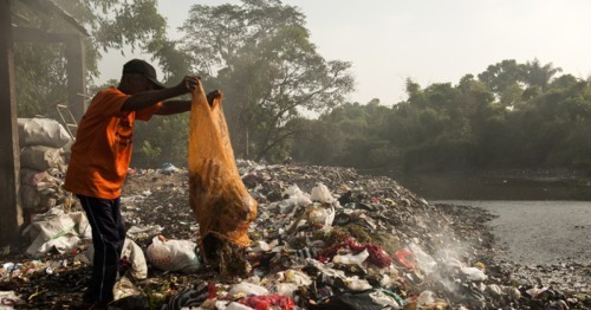 epaselect INDONESIA CITARUM RIVER POLLUTION