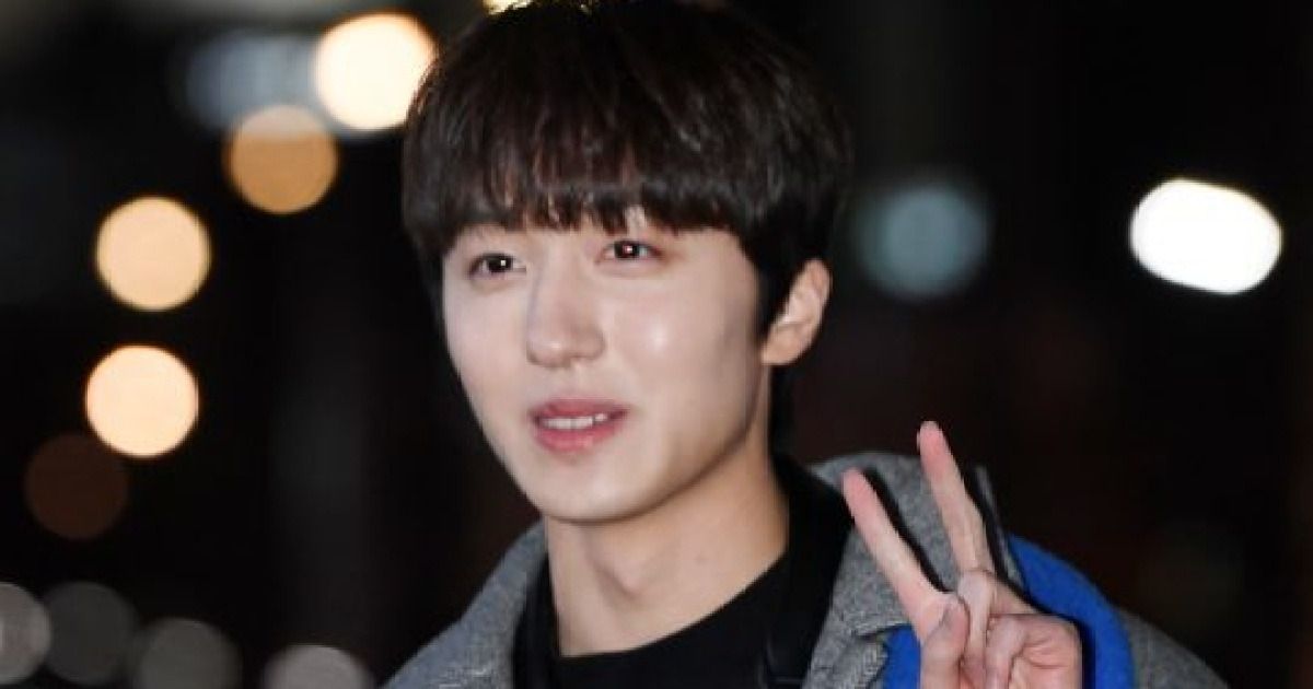 [TEN PHOTO]SF9 찬희 '오늘은 배우로 스카이 캐슬 종방연 왔어요'