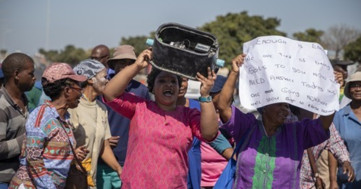 SOUTH AFRICA WATER PROTEST