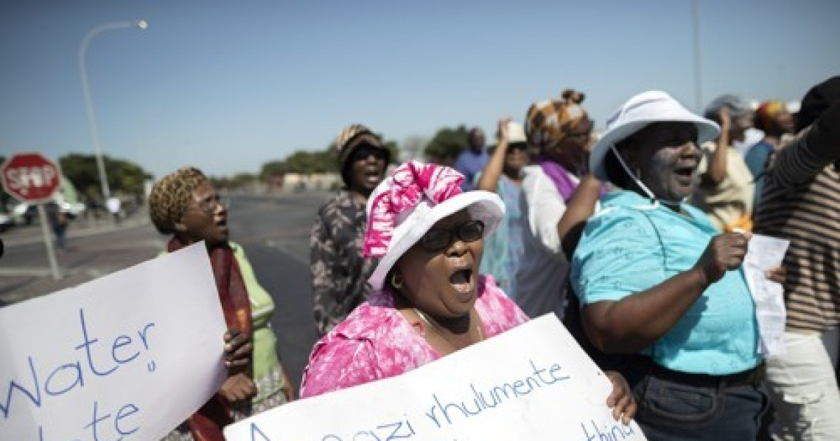 SOUTH AFRICA WATER PROTEST