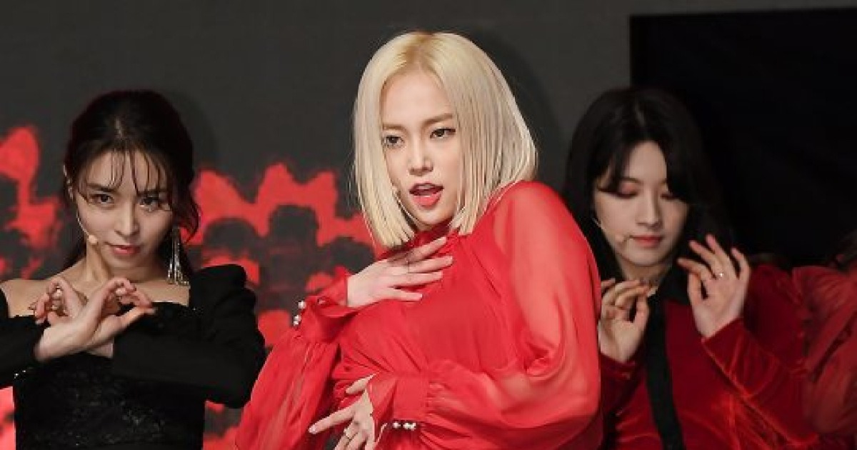 [TEN PHOTO] CLC 장예은 '강력한 섹시미'