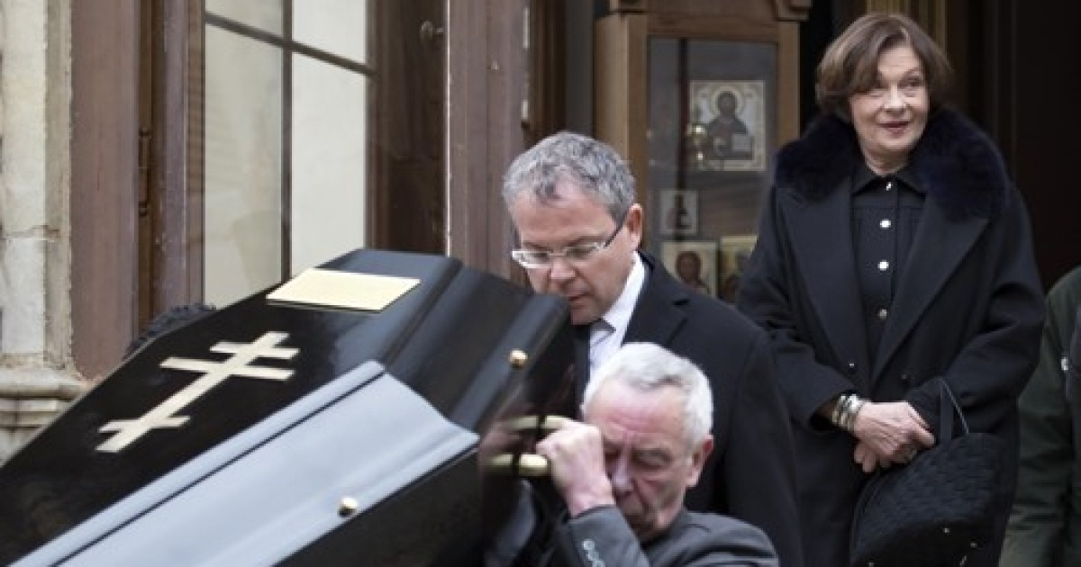 FRANCE PEOPLE LEGRAND FUNERAL