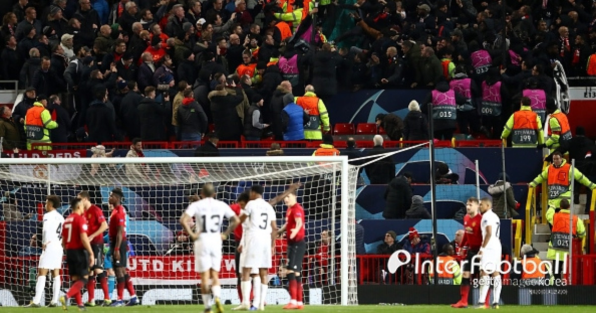 [UCL ISSUE] 맨유 장애인 팬들, PSG전 이후.."원정석 위치 좀 바꿔주세요"