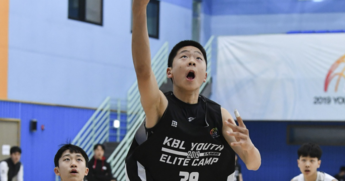 [JB포토] KBL 유스 엘리트 중등부 '다 제치고 올리는 레이업'