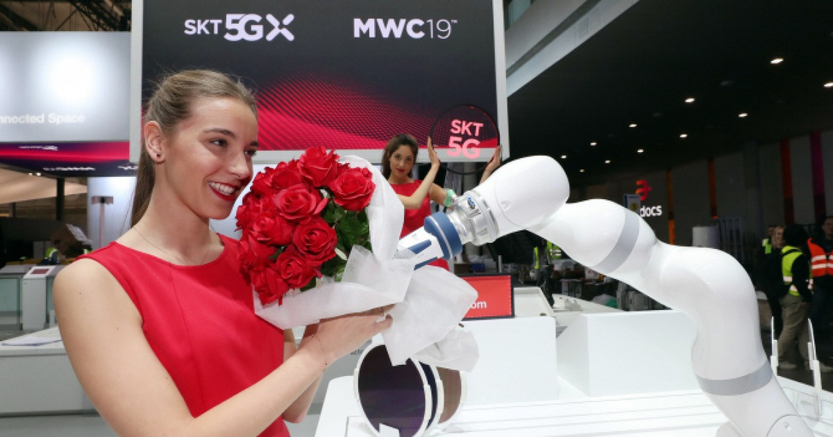 [포토]MWC에서 만나는 SKT의 로봇