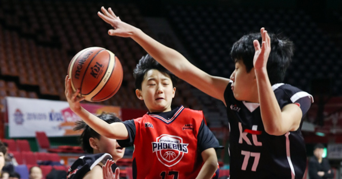 [JB포토] 2018-2019 KBL 유소년 주말리그 KT와 현대모비스 초등부 고학년 경기