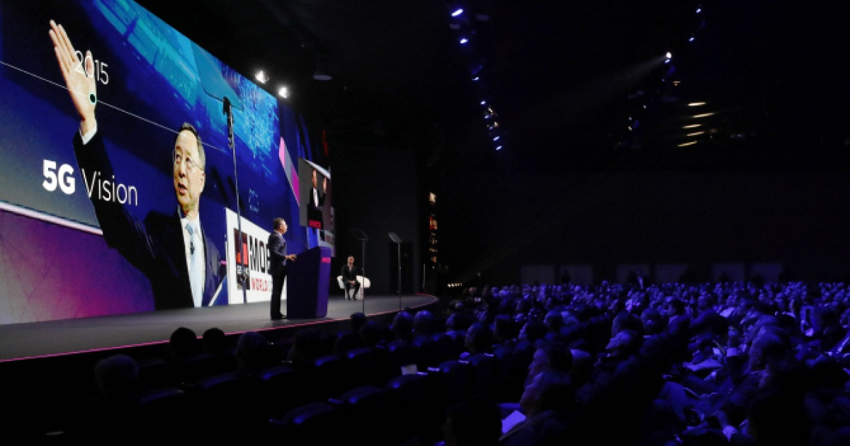 [포토]황창규 KT 회장, 'MWC19' 기조연설