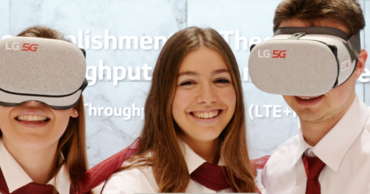 [MWC][포토]LG의 5G 서비스 소개하는 모델들