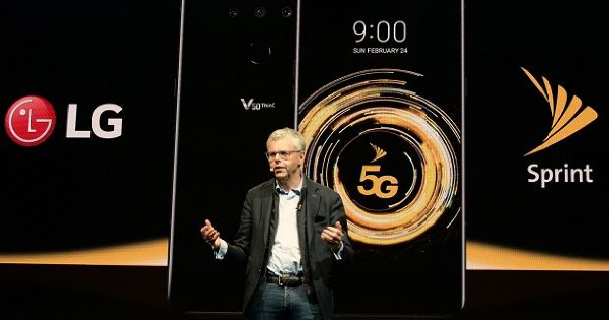 [포토] LG, MWC서 'G8·V50 5G' 공개..현장 분위기 후끈