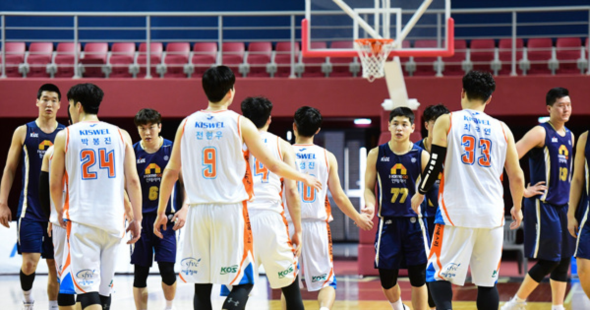 [JB포토] 2018-2019 KBL D-리그 2차 대회 준결승전 전자랜드, KCC에 84대 72로 승리.