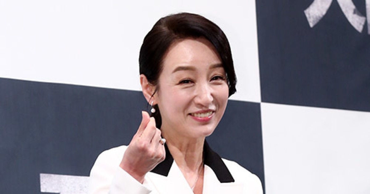 [bnt포토] 남기애 '미니하트 요렇게?'