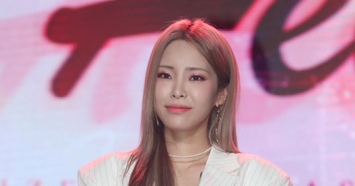 [포토]헤이즈, '쉬즈 파인(She's Fine)'