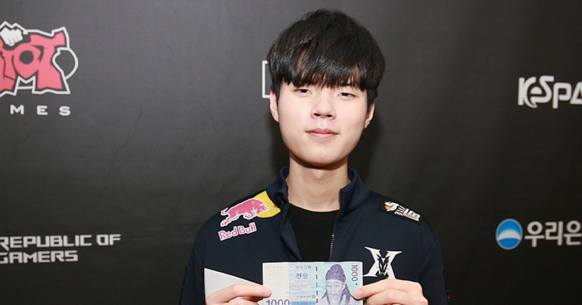 [롤챔스] '데프트' 김혁규, 1,200P로 1위 수성..MVP 순위