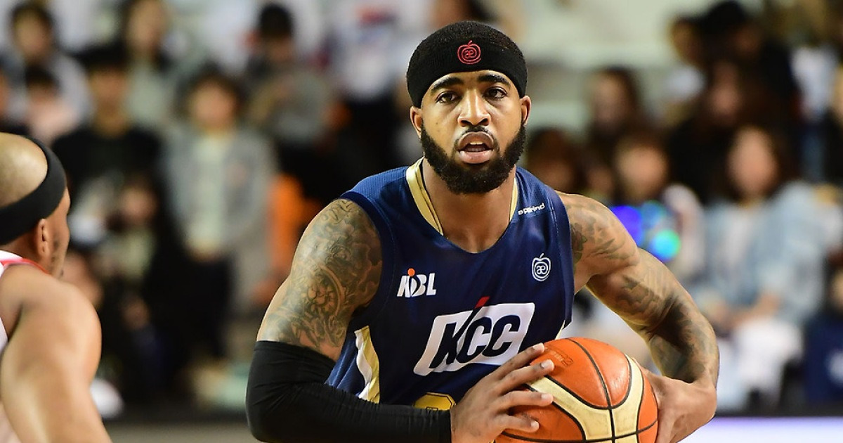 프로농구 6강 PO 돌입..KCC, 오리온 상대로 '기선 제압'