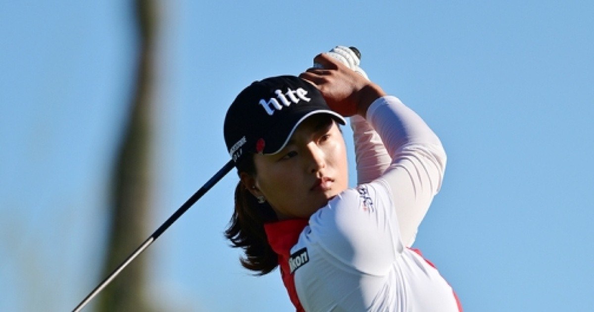 고진영, 개인 최고인 세계랭킹 4위로..유소연·박인비 제쳐 [LPGA]