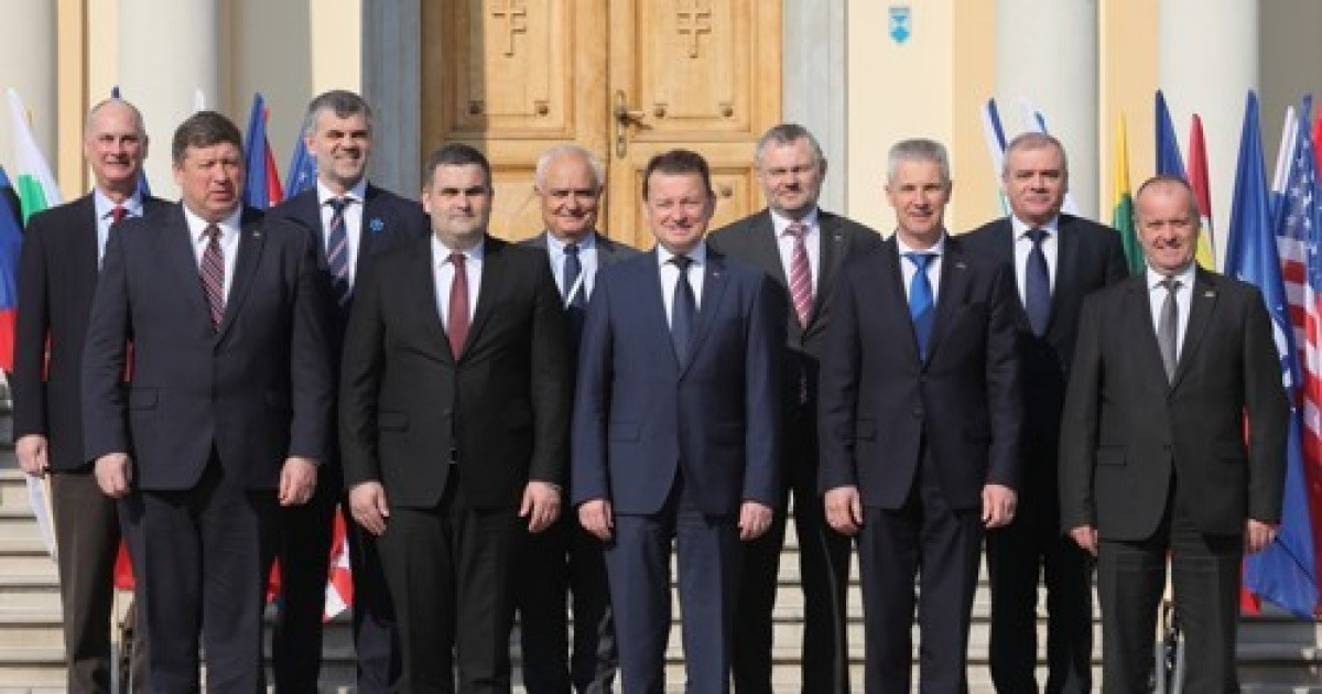 POLAND NATO BUCHAREST NINE DEFENCE MINISTERS MEET