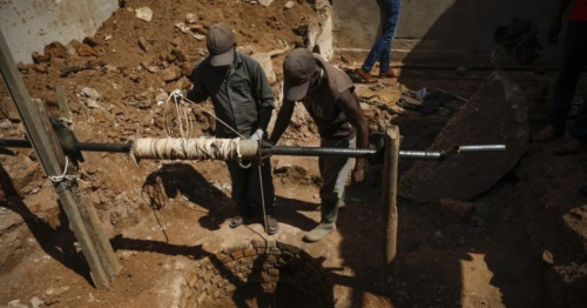 RWANDA PHOTO SET GENOCIDE ANNIVERSARY