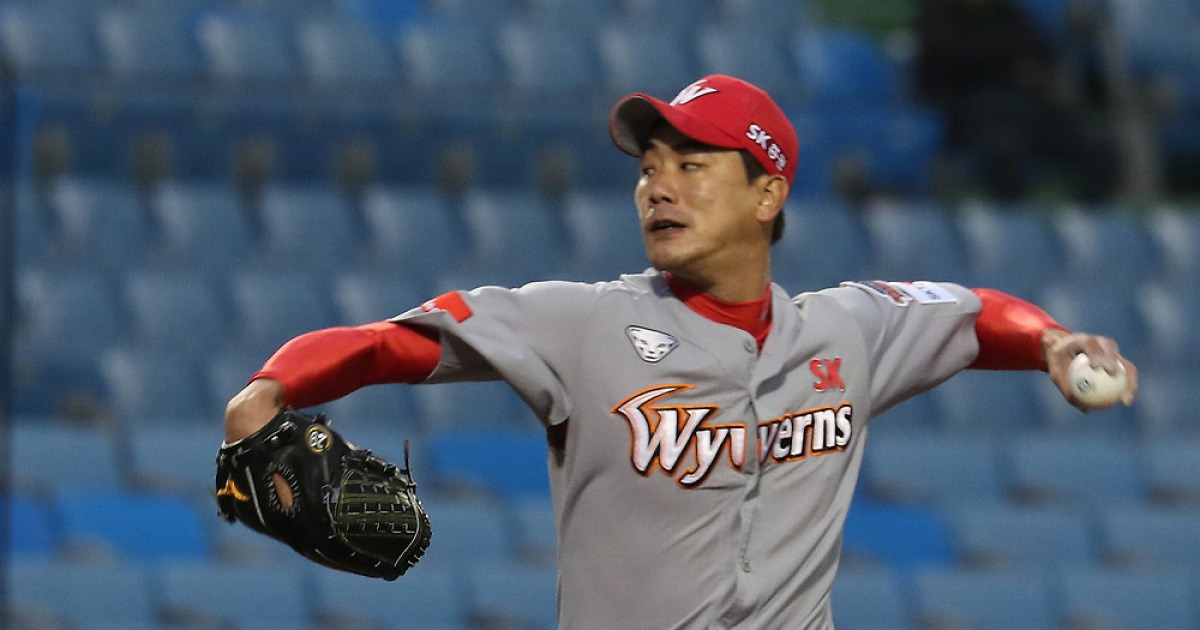 '2승·1300K' 김광현 "9피안타 내 실력, 변명 않고 보완하겠다"