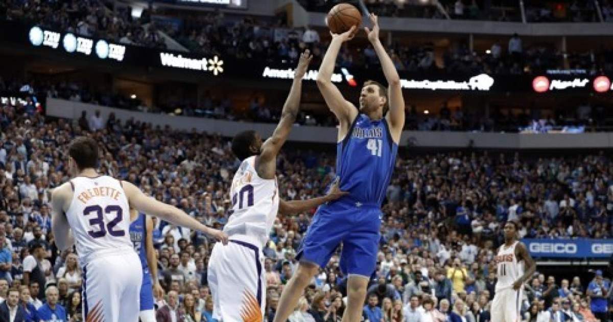 Suns Mavericks Basketball