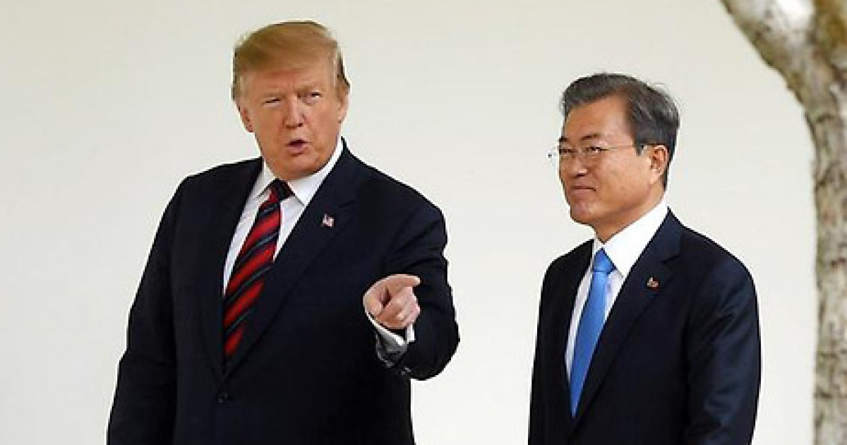 Moon, Trump both open to another summit with NK