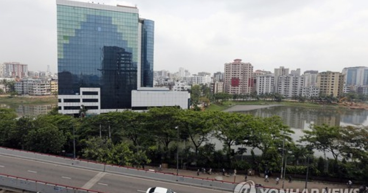 BANGLADESH BGMEA BUILDING DEMOLITION