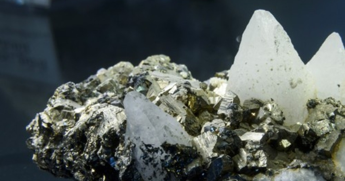 HUNGARY MATRA MINERAL HOUSE