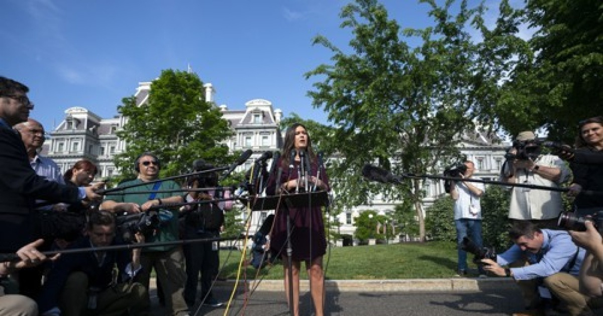USA SANDERS WHITE HOUSE