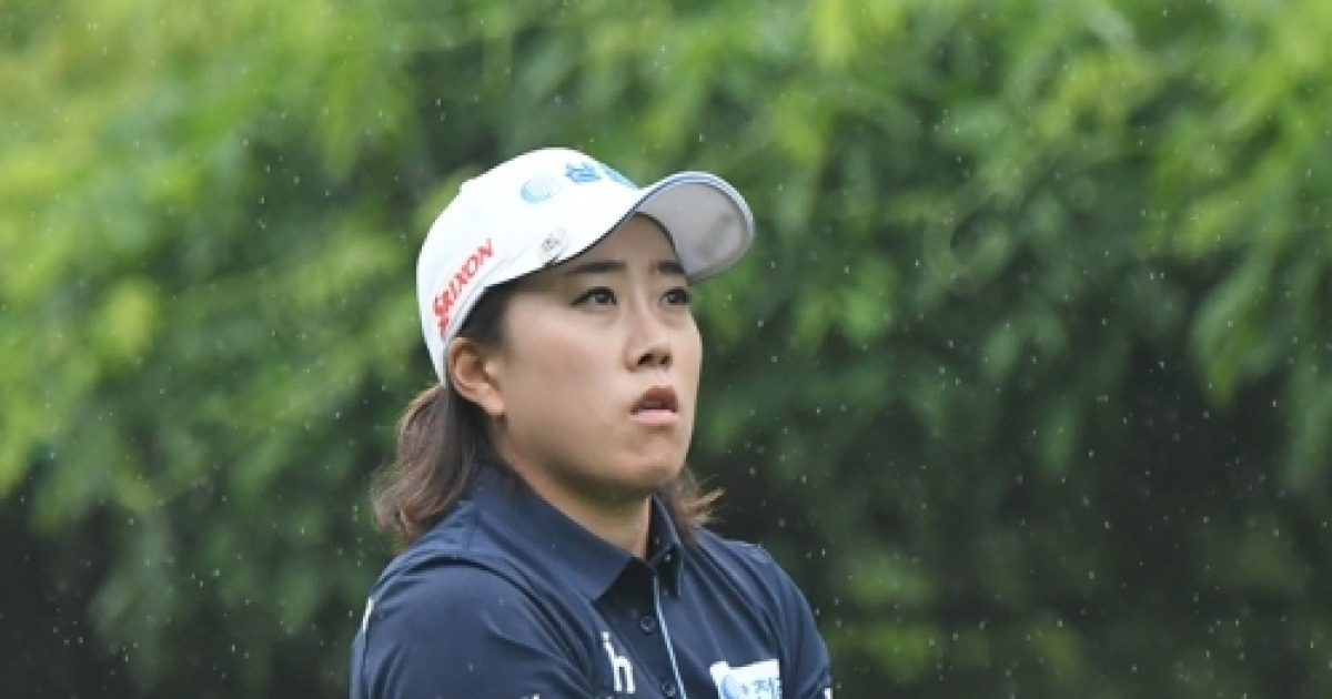 공동 2위 김해림, KLPGA 사상 첫 4연패 도전 [교촌허니 레이디스오픈]