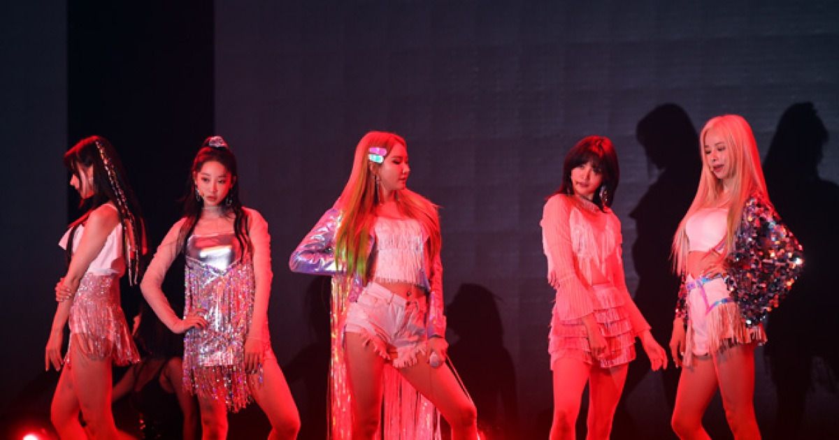 [TD포토] EXID '전환기 전 마지막 5인조 앨범으로 컴백'