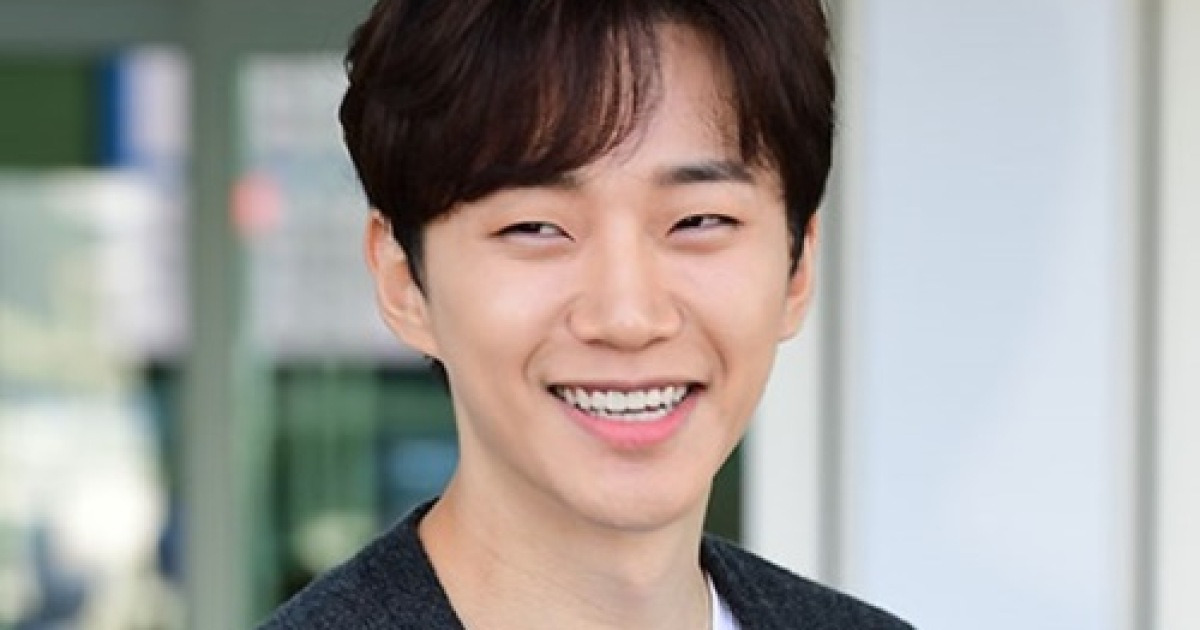 JYP 측 "준호, 2PM 활동 당시 사고로 큰 부상..사회복무요원" (전문)