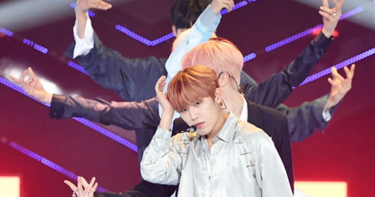 AB6IX 박우진,'화려하게' [사진]