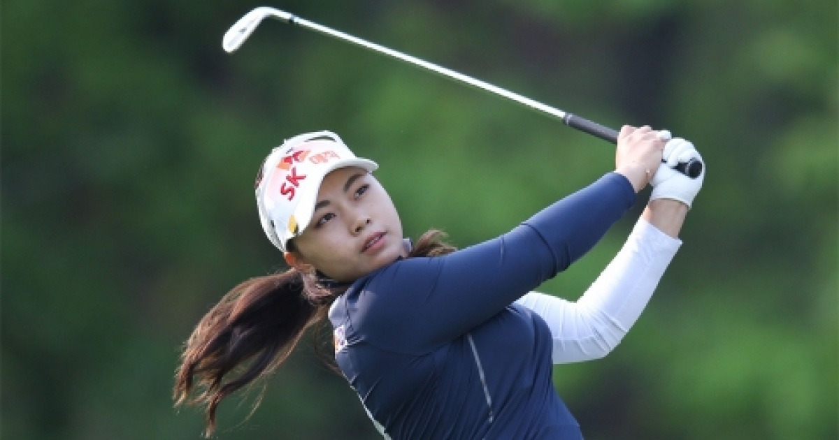 이소미·김지영2, 롯데칸타타 여자오픈 2R 공동선두 [KLPGA]