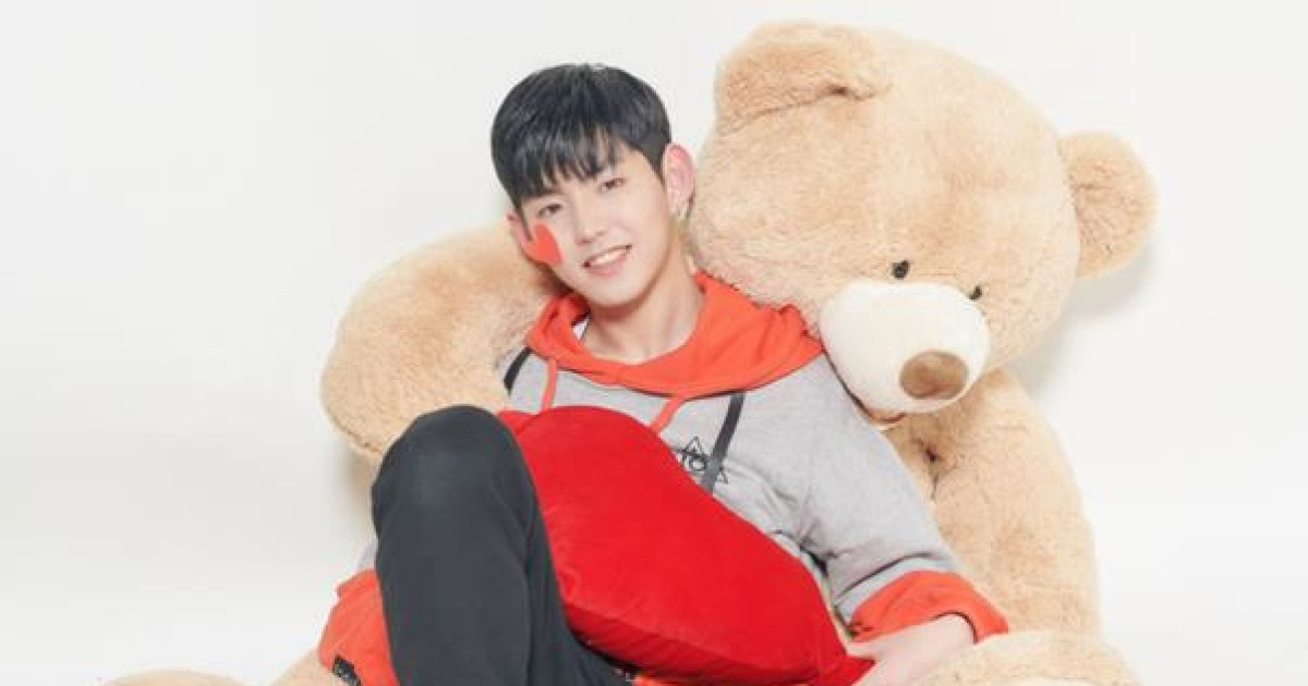 [HI★PICK] '프듀X101' 김동빈, 가족 응원 더 빛낸 '성장의 아이콘'