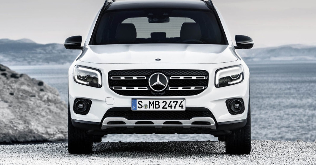 와우! 소형 SUV에 3열 시트..벤츠 7인승 GLB 공개 | 카가이