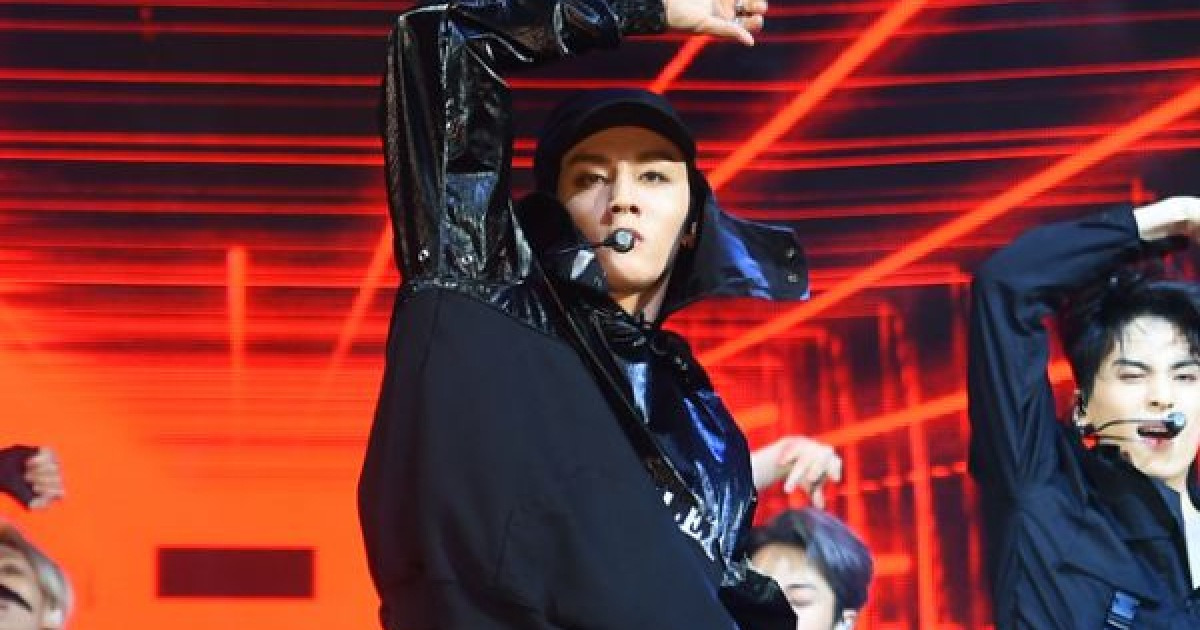 [ST포토] SF9 영빈, 힘이 넘치는 안무