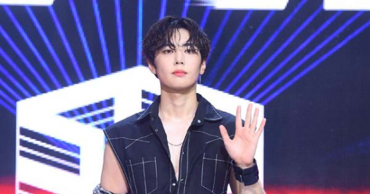 [ST포토] SF9 재윤, 섹시한 블랙