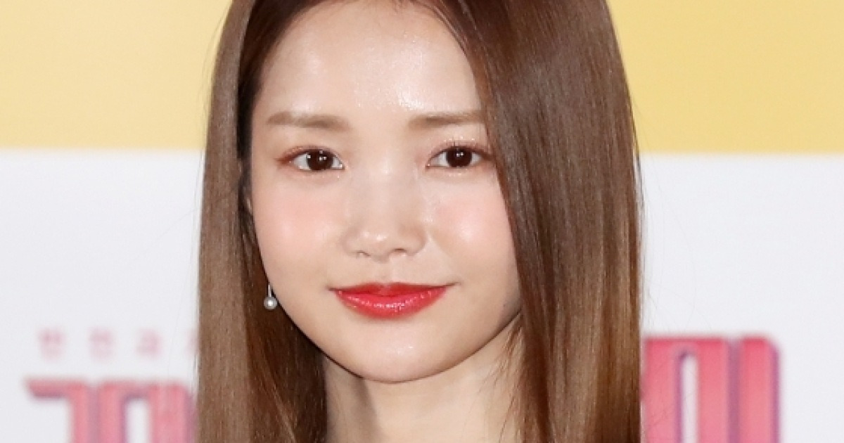 하연수, SNS 논란에 '비공개 전환'..불통 or 자숙?[★NEWSing]