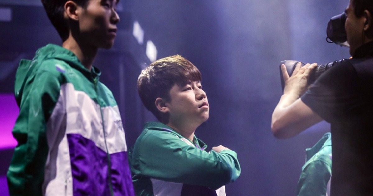 [포토] EMC 럼까취, KRKPL 결승 무대 입장!