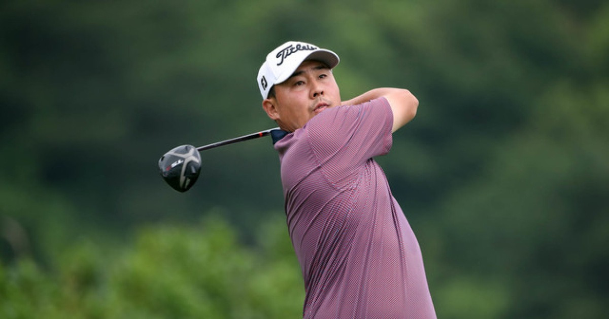 이원준, KPGA 선수권 3R 압도적 1위..첫 우승 눈앞