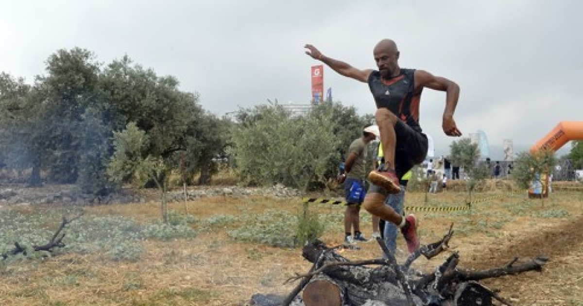 LEBANON LEBANON PUMA HANNIBAL RACE