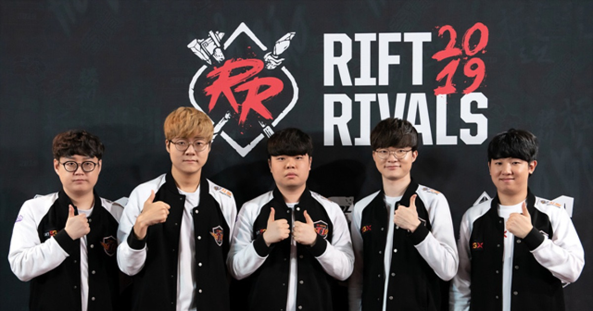 멋진 승리 거둔 SK T1