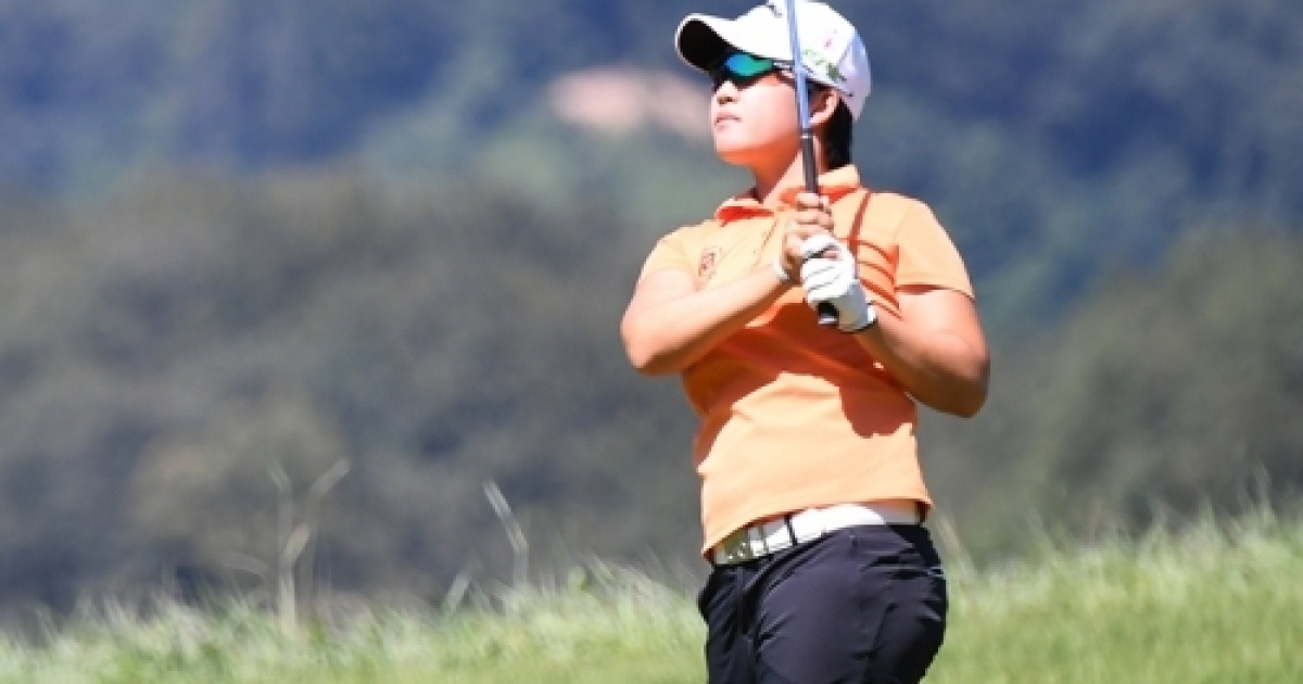 배희경, 시세이도 아넷사 이틀연속 선두..김하늘·이민영은 2위 [JLPGA]