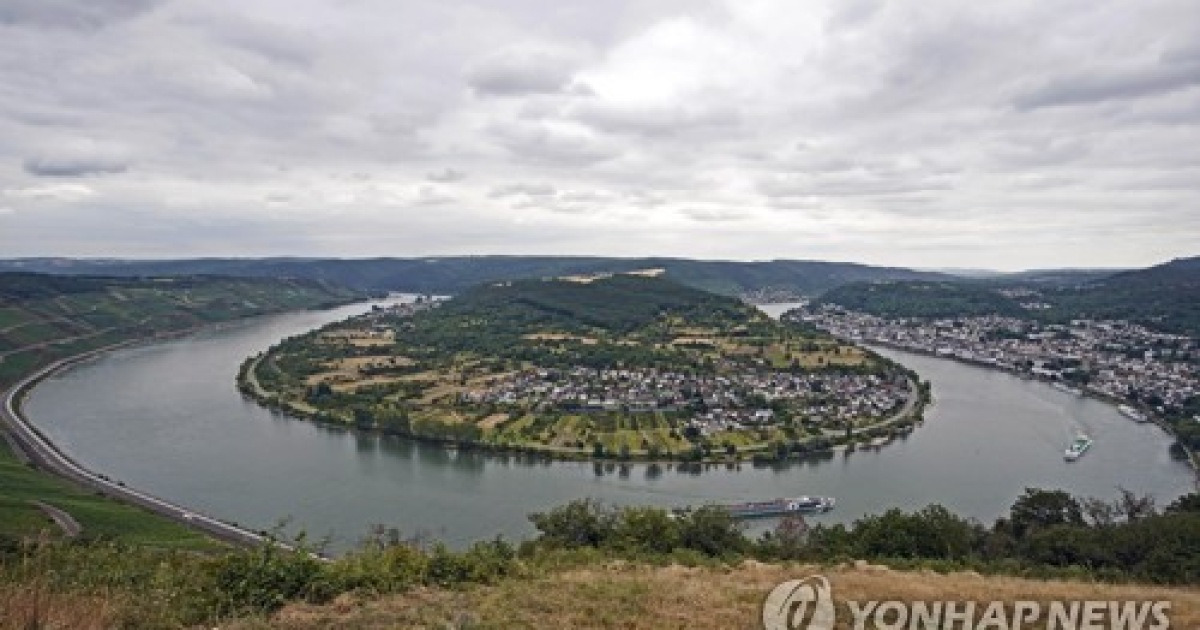 GERMANY ECONOMY TOURISM RHINE RIVER LOOP