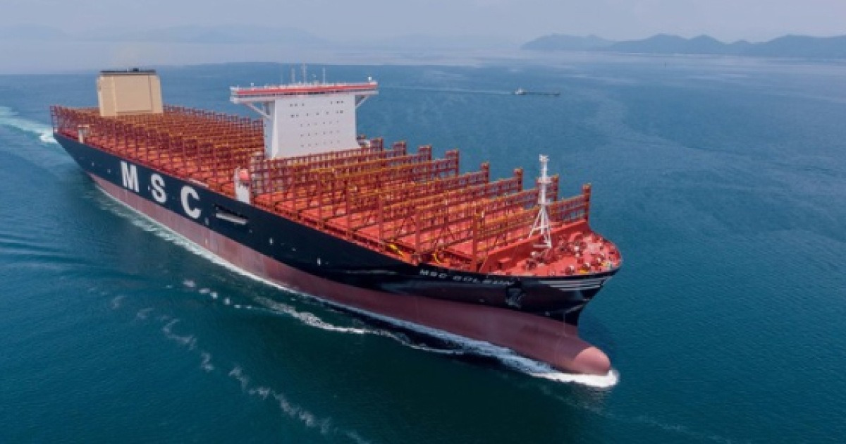 Samsung Heavy completes world's largest 23,000 TEU container ship