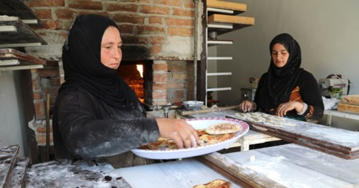 SYRIA-WIDOWS BAKERY IN RAQQA