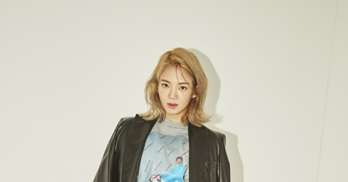 소녀시대 효연, DJ HYO로 20일 새 디지털 싱글 'Badster'발매