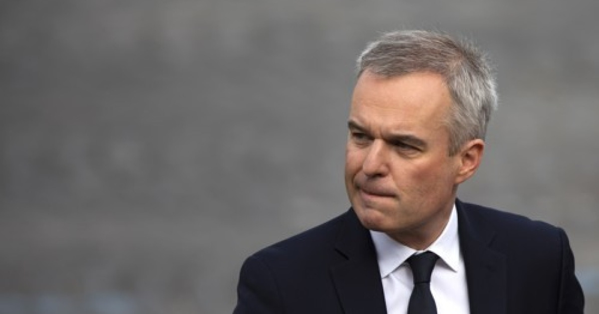 (FILE) FRANCE DE RUGY RESIGNATION