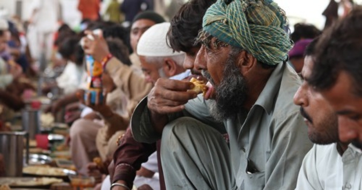 PAKISTAN CHARITY DAILY LIFE