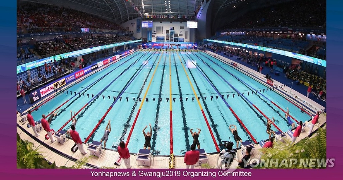 여자 배영 50m 결승 '힘찬 스타트'